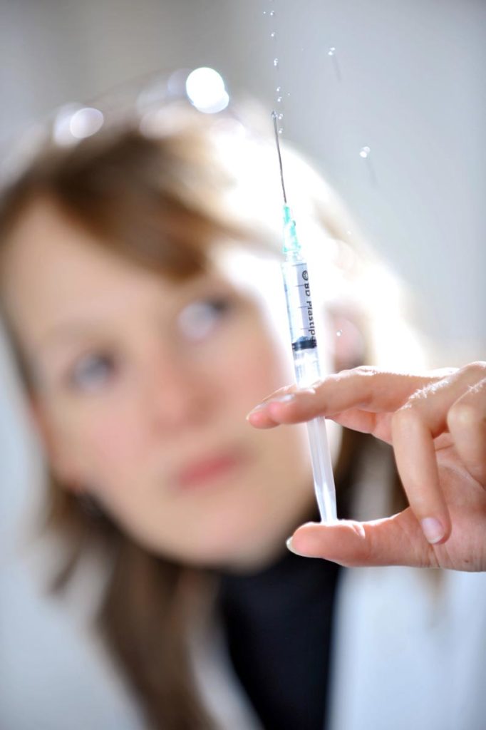 GPs to get 'more frequent' deliveries of flu vaccine